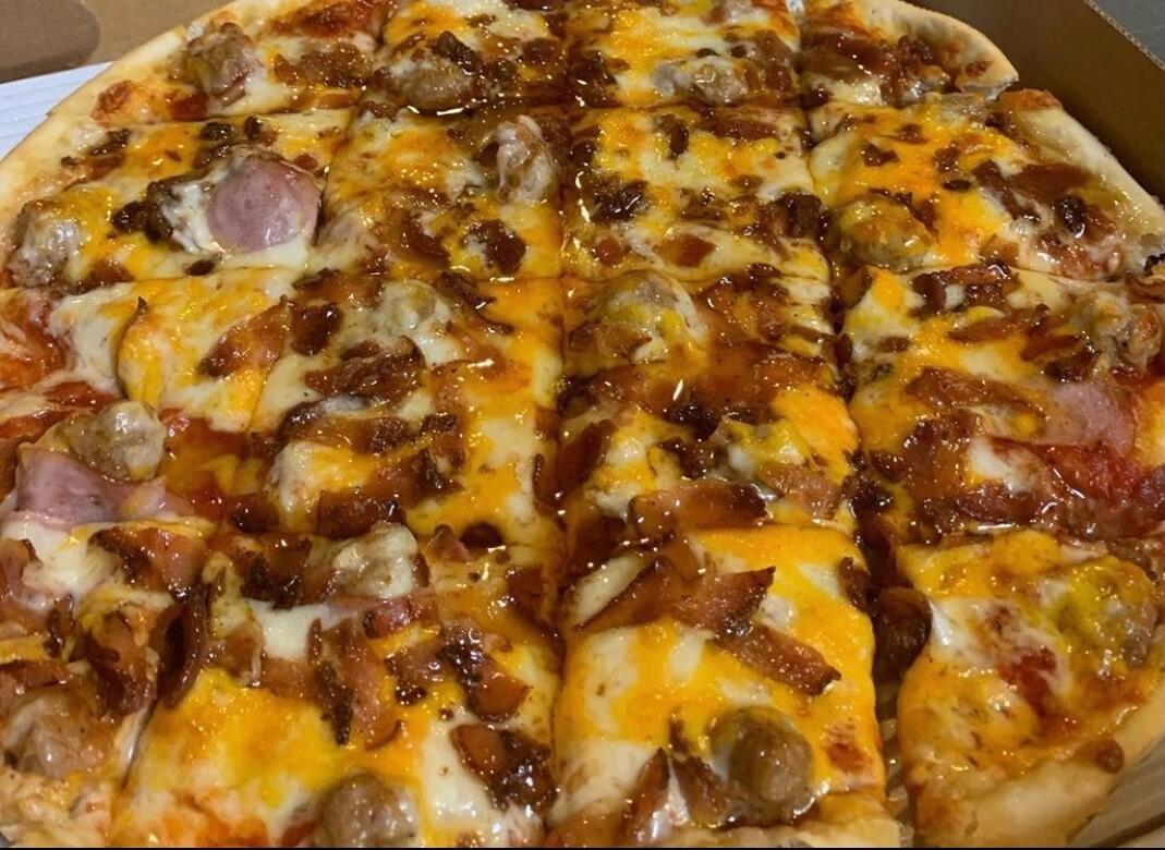 Linwood Pizza in Wyoming Minnesota